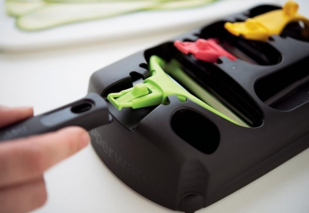 TUPPERWARE CLICK SERIES PEELER SET, Furniture & Home Living ...
