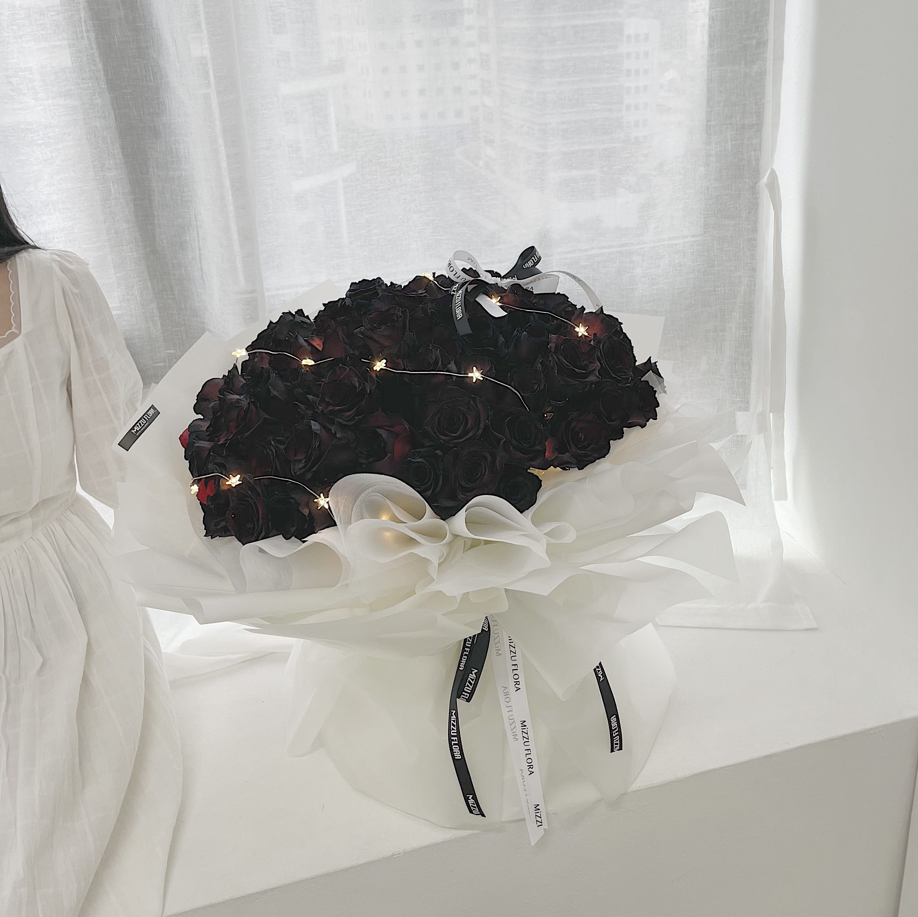 99 fresh black roses, Hobbies & Toys, Stationery & Craft, Flowers ...