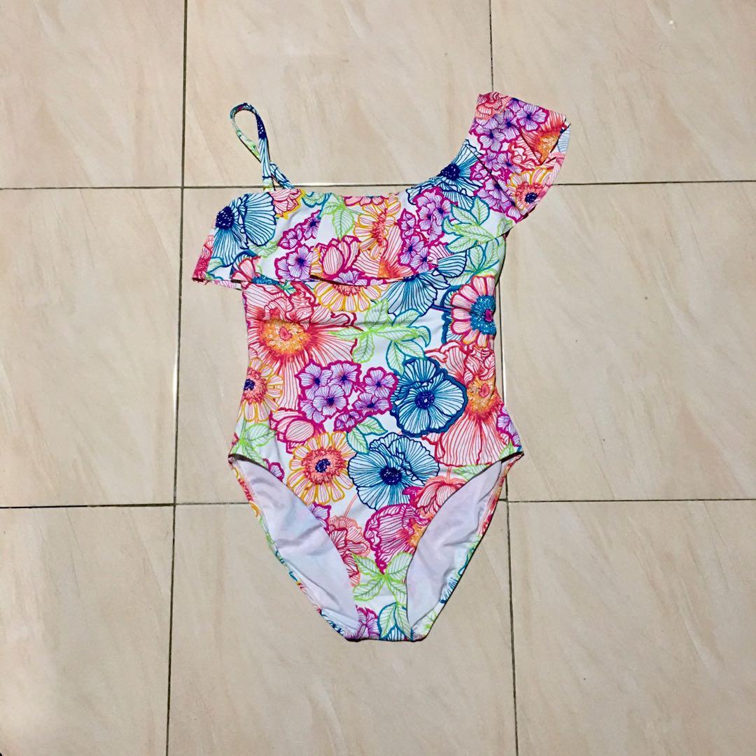 BRANDED VENUS CUT ONE PIECE SWIMSUIT, Women's Fashion, Swimwear ...