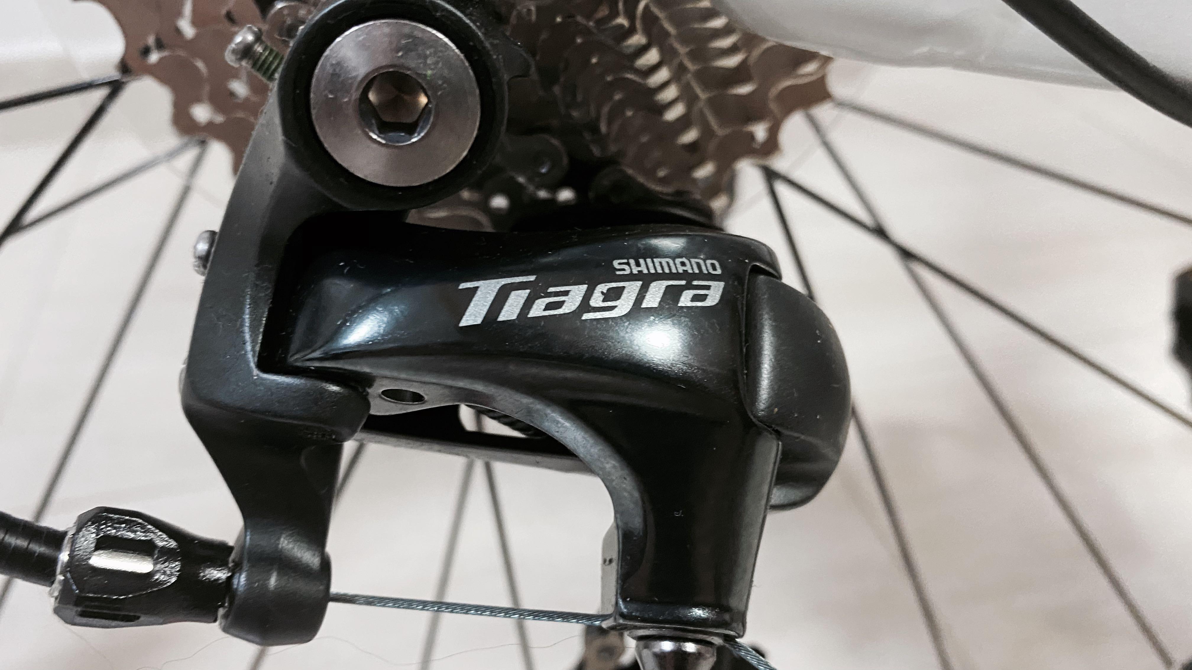 [In stock] Giant Fastroad SL1, Bicycles & PMDs, Bicycles, Road Bikes on ...