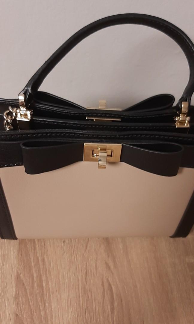 Kate spate, Luxury, Bags & Wallets on Carousell