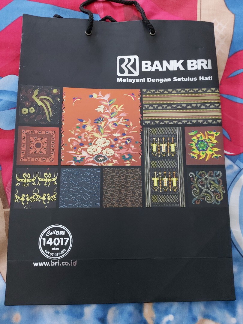 Paper bag BRI htm 27/37/10, Barang Yang Dicari di Carousell