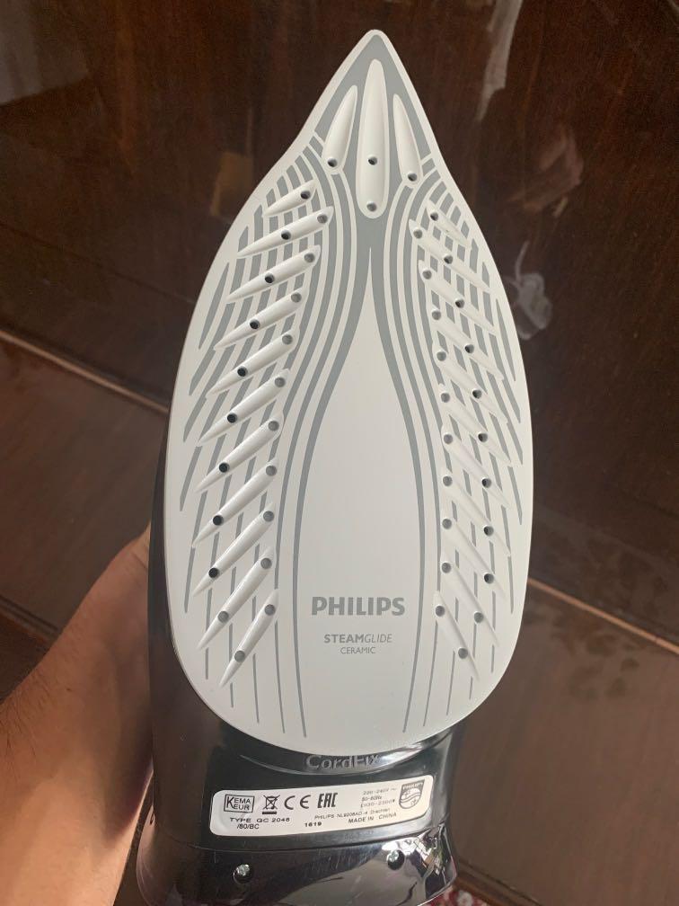Philips Iron, Home Appliances, Cleaning & Laundry on Carousell