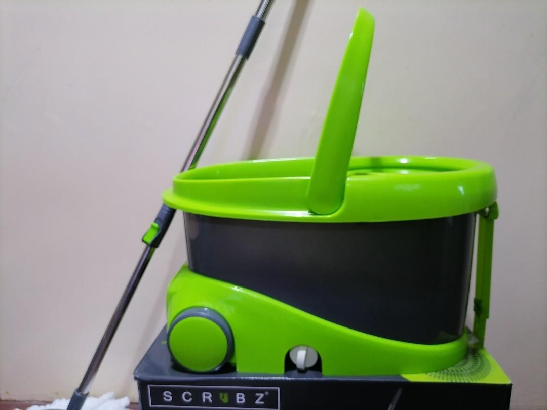 SCRUBZ Spin Mop with Bucket, Furniture & Home Living, Cleaning ...