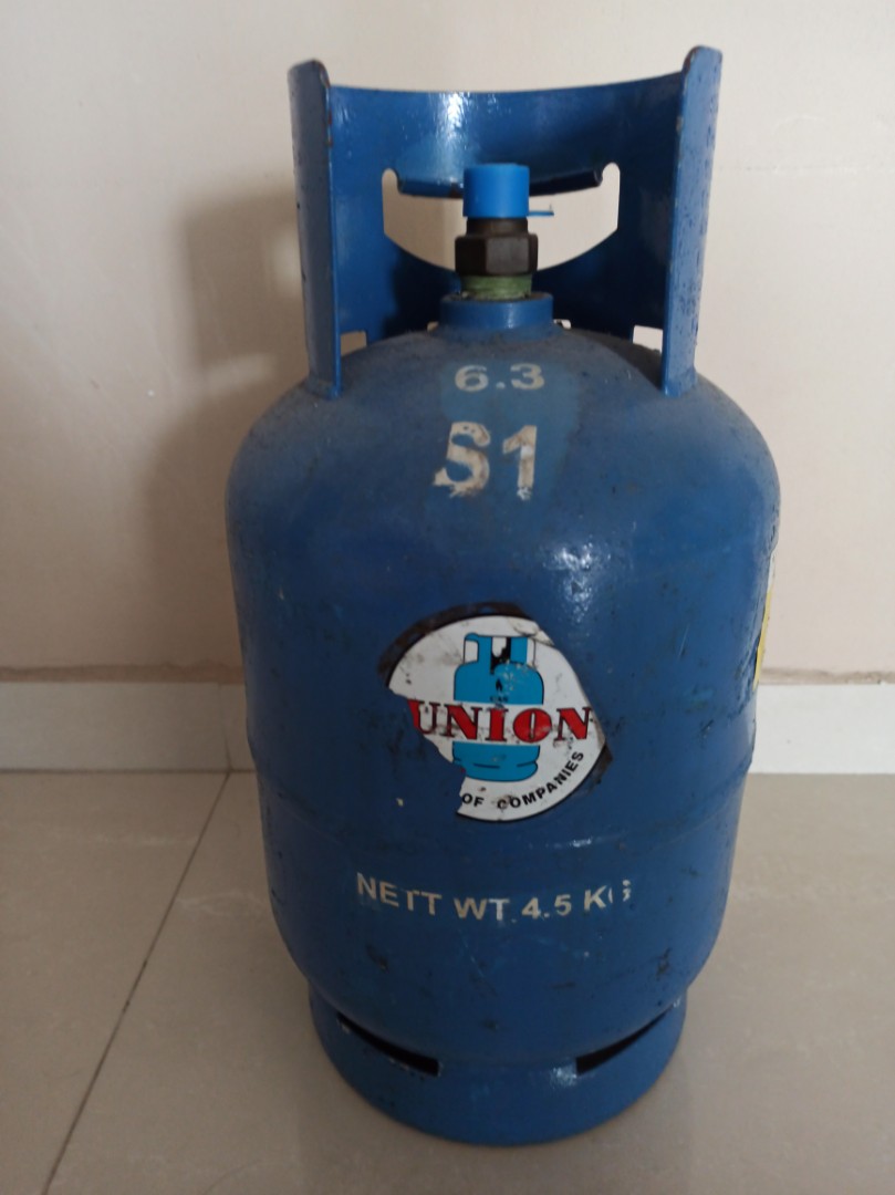 Small 4.5kg Gas Tanks With Regulator, Furniture & Home Living ...