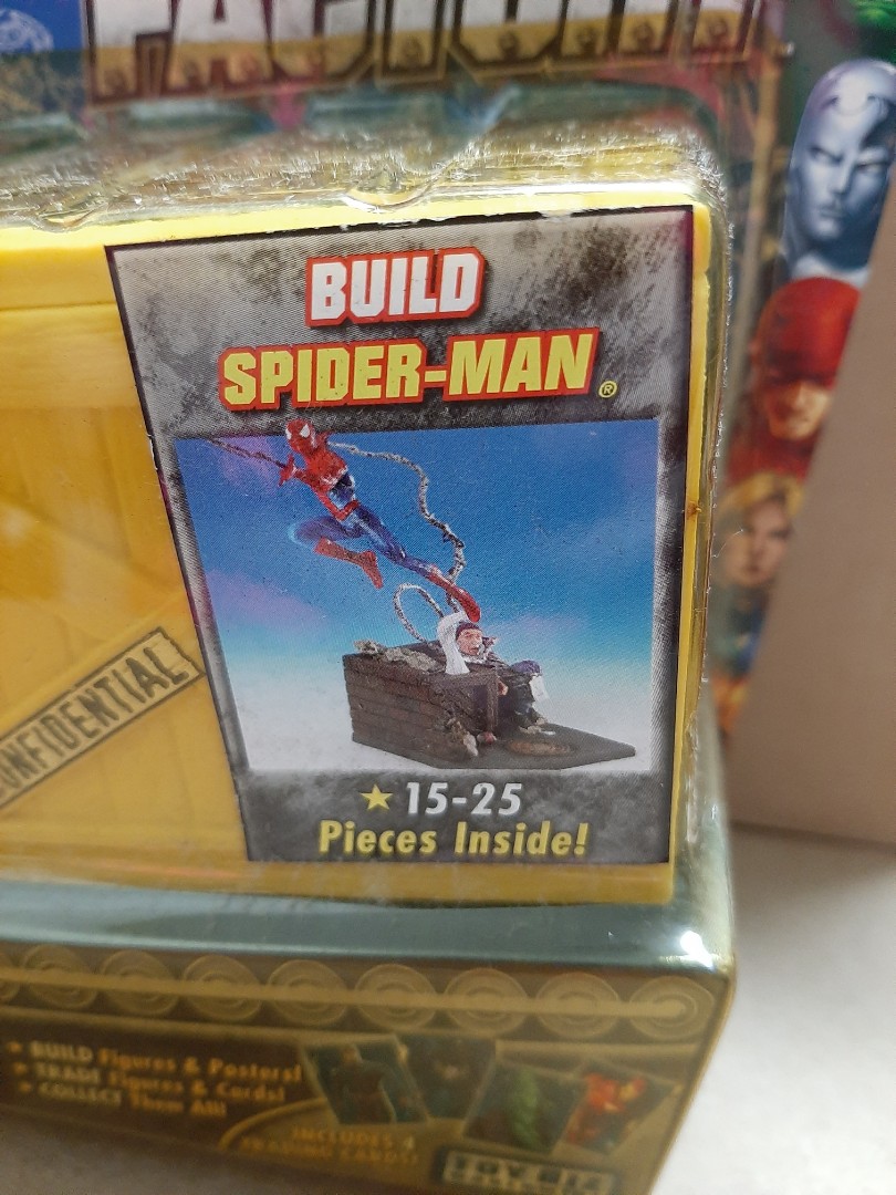 ToyBiz Marvel Heroes Figure Factory Series 1 Spider Man Built Spiderman ...