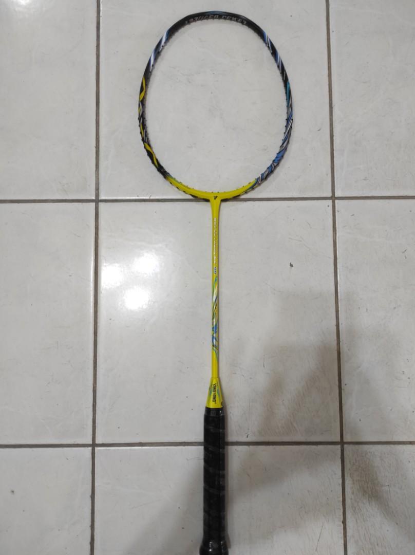 Yang Yang / Young Badminton Racket Raket Racquet Breakthrough 90 ...