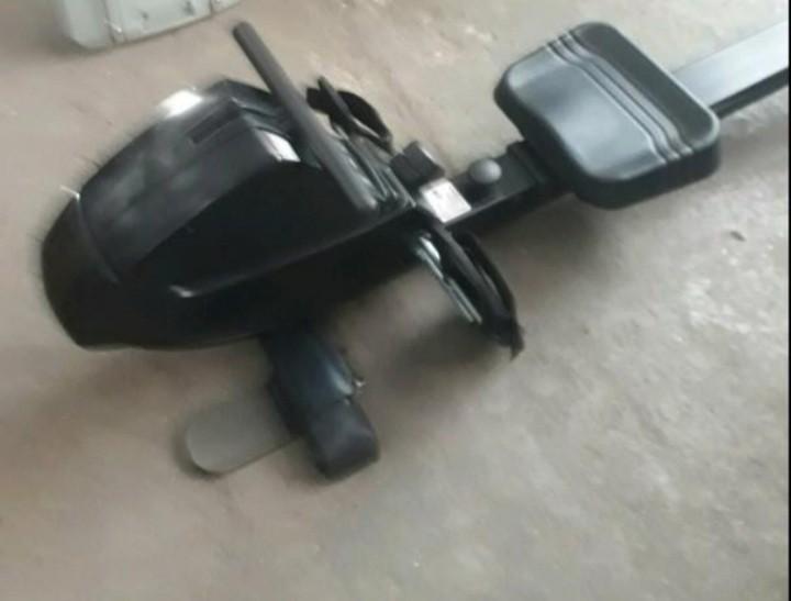 Crane Magnetic Rowing Machine, Sports Equipment, Exercise & Fitness ...