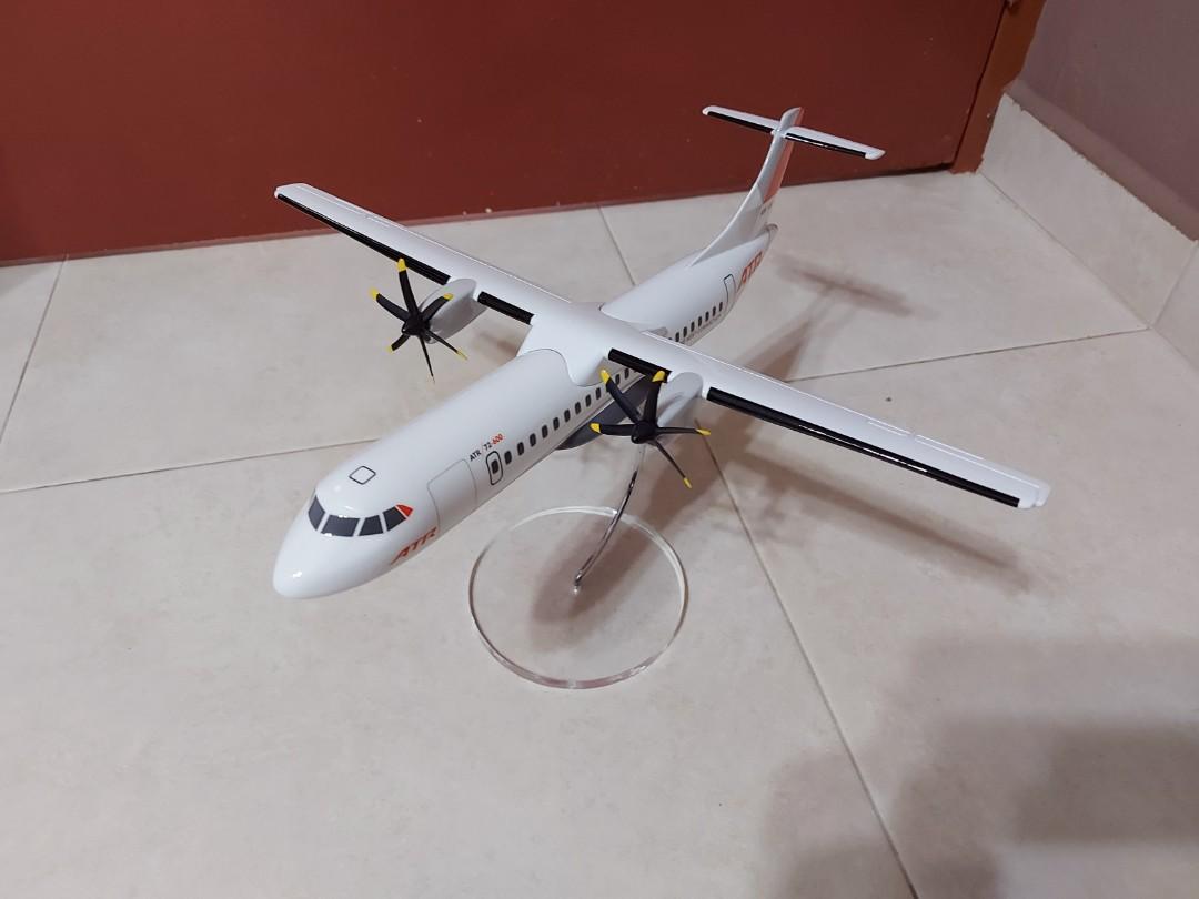 ATR 72-600 Aircraft Model, Hobbies & Toys, Memorabilia & Collectibles ...