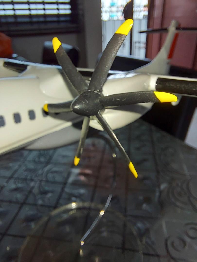 ATR 72-600 Aircraft Model, Hobbies & Toys, Memorabilia & Collectibles ...