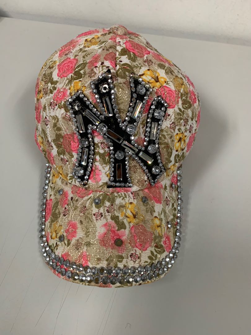 Classic collectible cap., Women's Fashion, Watches & Accessories, Hats ...