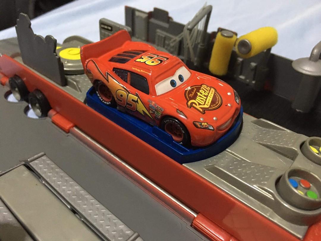 Disney Pixar Cars- Mac Truck w/ Lightning Mcqueen, Hobbies & Toys, Toys ...
