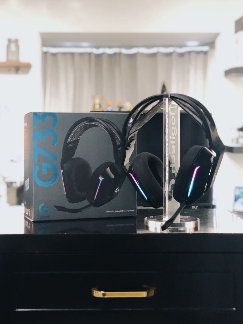 Logitect G733 wireless gaming headset, 音響器材, 頭戴式/罩耳式耳機 - Carousell