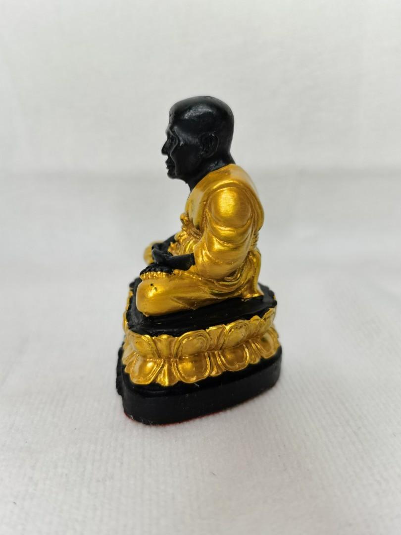 LP Thuad Mini Bucha / BE 2555 / Thai Amulet, Hobbies & Toys ...