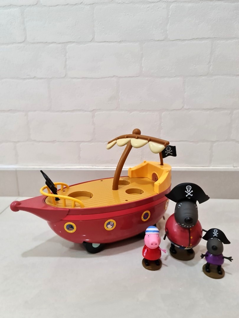 Peppa Pig Grandpa Sailing Boat with Figurines, Hobbies & Toys, Toys ...