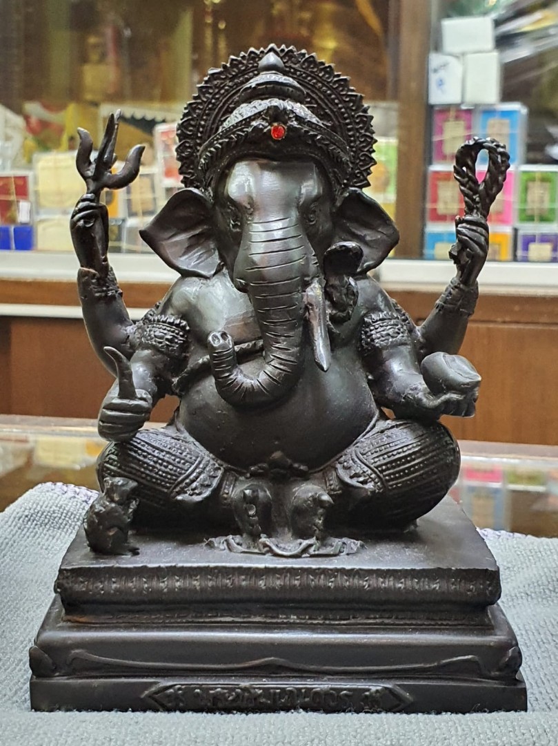 Phra Pikanet Bucha, Vintage & Collectibles, Religious Items on Carousell