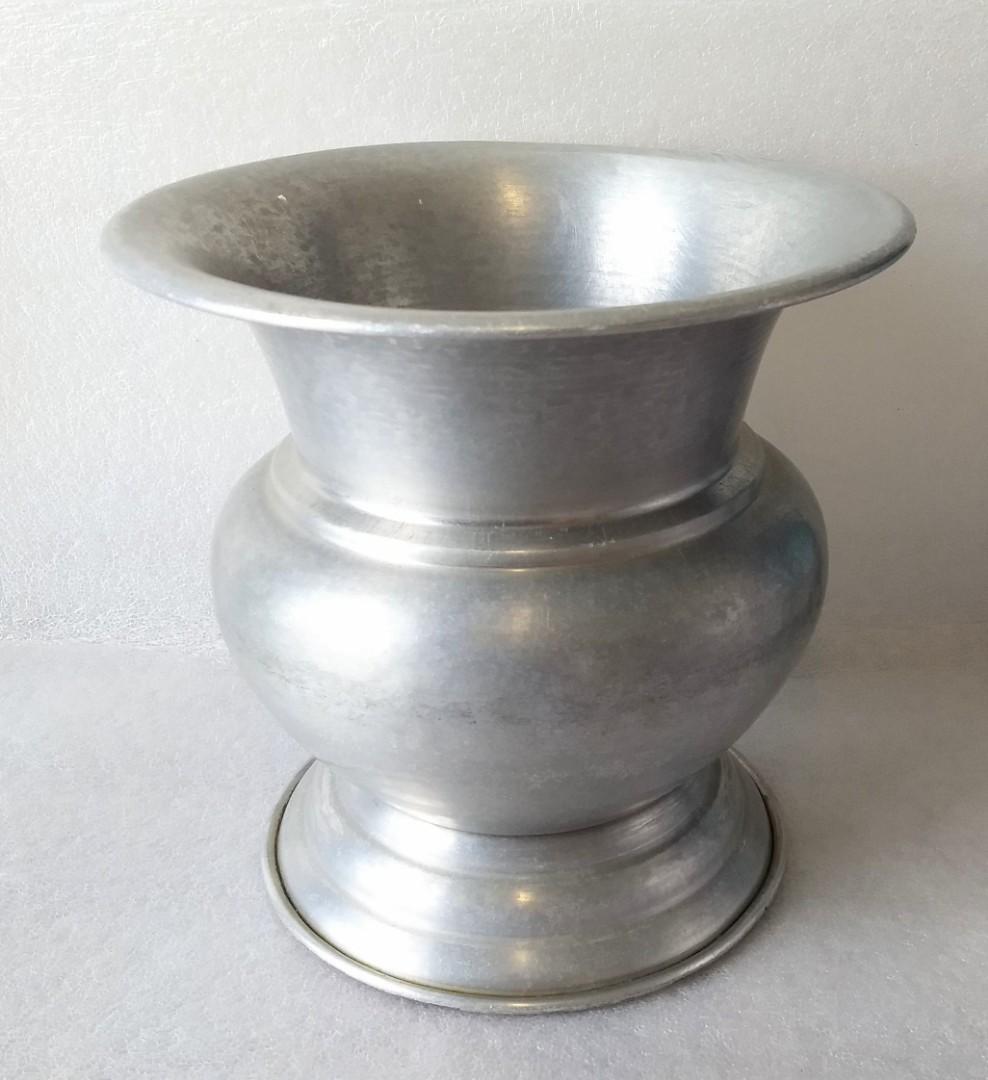 Vintage Aluminum Spittoon, Hobbies & Toys, Collectibles & Memorabilia ...