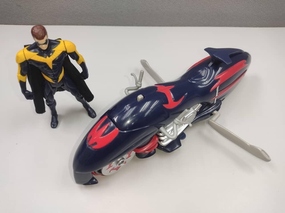 BATMAN & ROBIN - ROBIN REDBIRD CYCLE, Hobbies & Toys, Collectibles ...