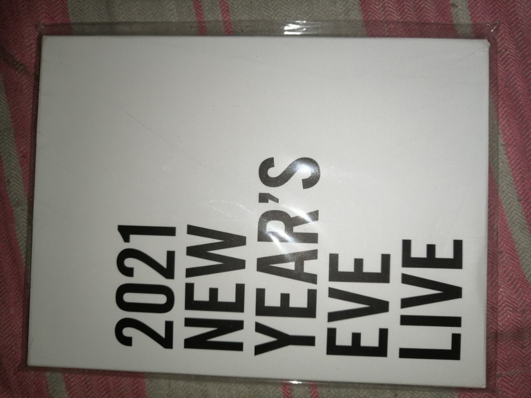 BTS NYEL 2021 POSTCARD SET, Hobbies & Toys, Memorabilia & Collectibles ...