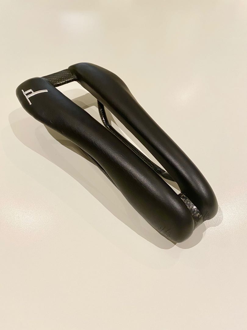 Dash G2 Stage Saddle Narrow Nose, Sports Equipment, Bicycles & Parts ...