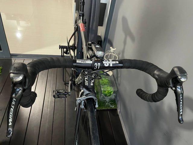 Focus Road Bike, Sports Equipment, Bicycles & Parts, Bicycles on Carousell