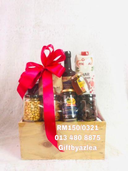 Hamper ramadhan - di dalam pallet box, Food & Drinks, Gift Baskets ...