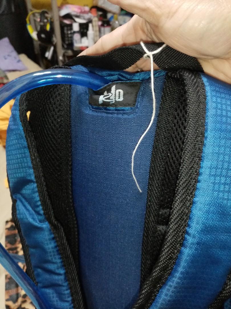 QUEST HYDRATION BACKPACK , Men's Fashion, Bags, Backpacks on Carousell