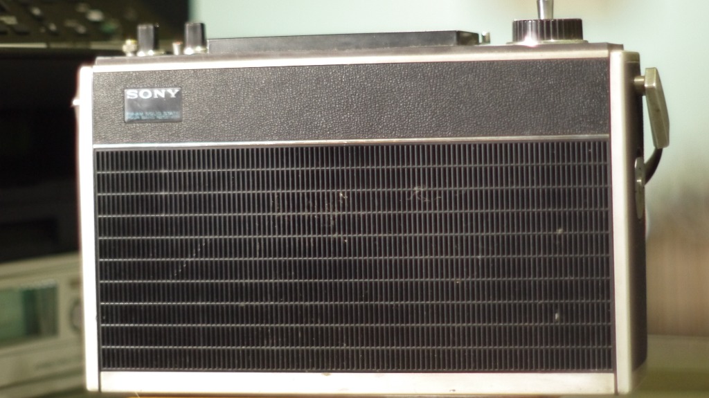 Sony ICF-500 Vintage Transistor Radio, Audio, Other Audio Equipment on ...