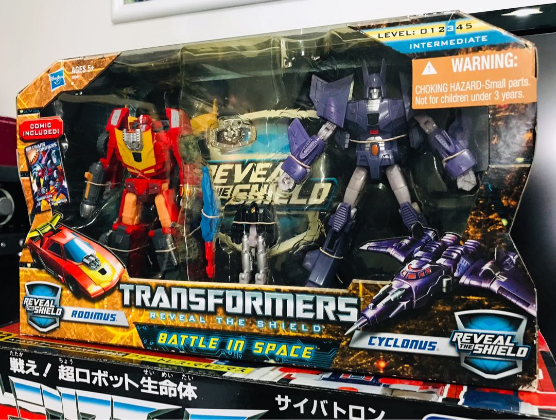 Transformers Rodimus Cyclonus Battle In Space MISB (Comic included ...