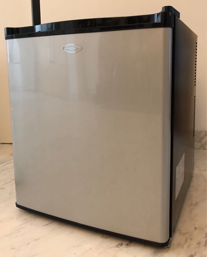 [Used] Europace Bar Fridge ($50), TV & Home Appliances, Kitchen ...