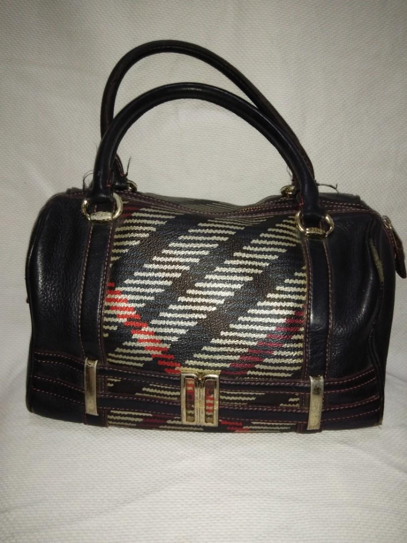 Daks handbags @ hand carry, Luxury, Bags & Wallets on Carousell