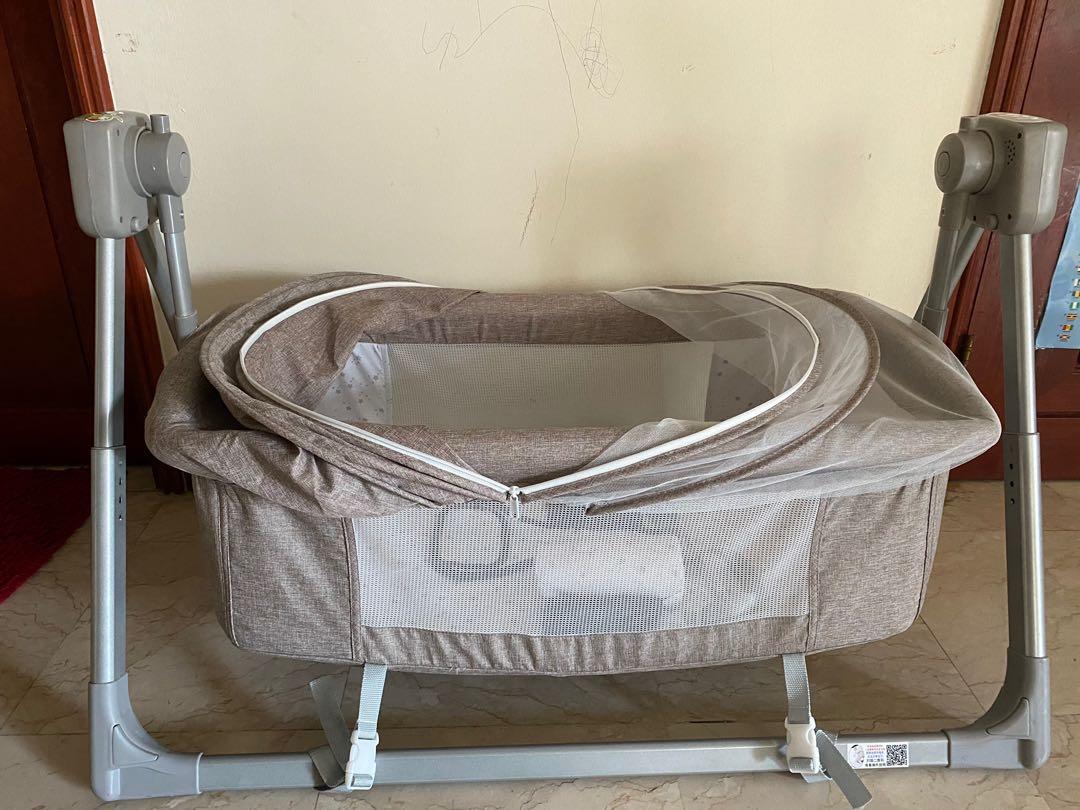 Electric rocking baby bassinet cot with remote and Bluetooth app ...