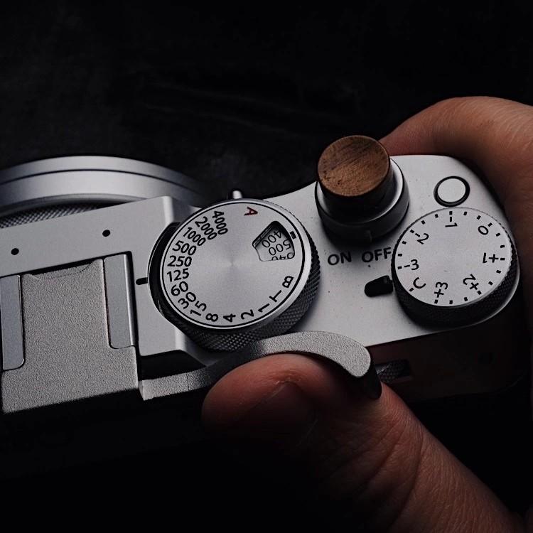 King Camera Designs Fujifilm x100v thumbgrip, Photography, Cameras on ...