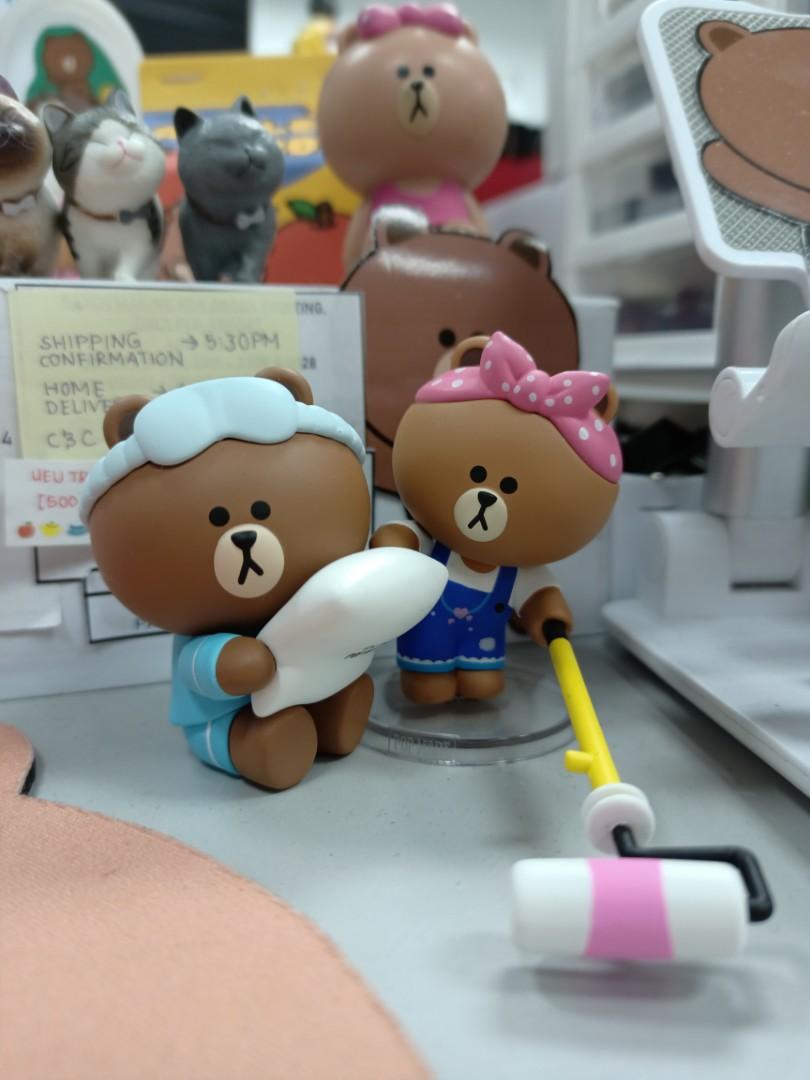 LF POP MART LINE FRIENDS LIFESTYLE BRUSH TEETH BROWN, Hobbies & Toys ...