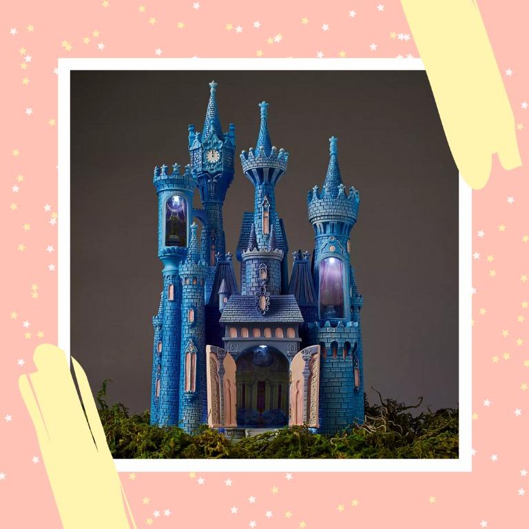 (PO) LIMITED EDITION Authentic U.S. Disney Cinderella Light Up Castle ...