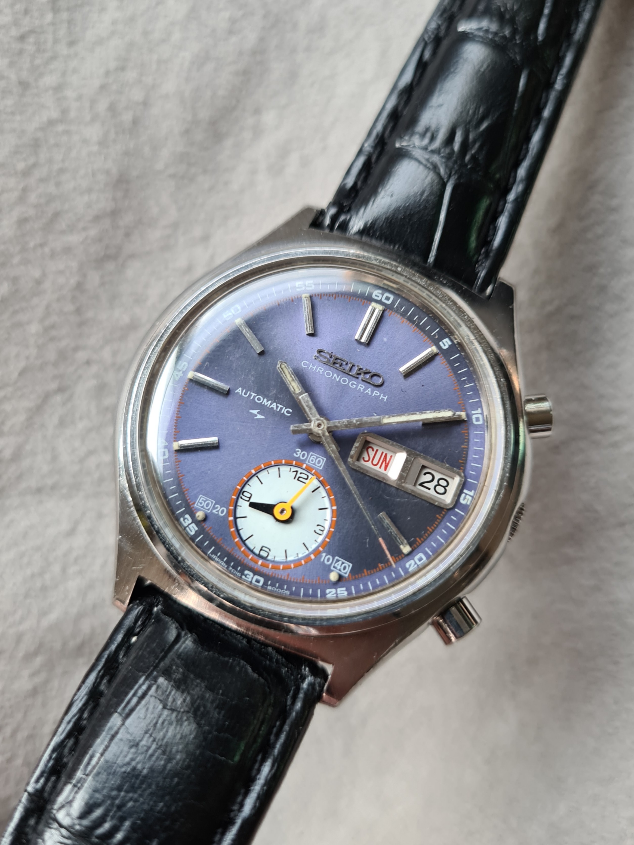 Seiko Vintage Flyback Chrono 7016-8001, Luxury, Watches on Carousell