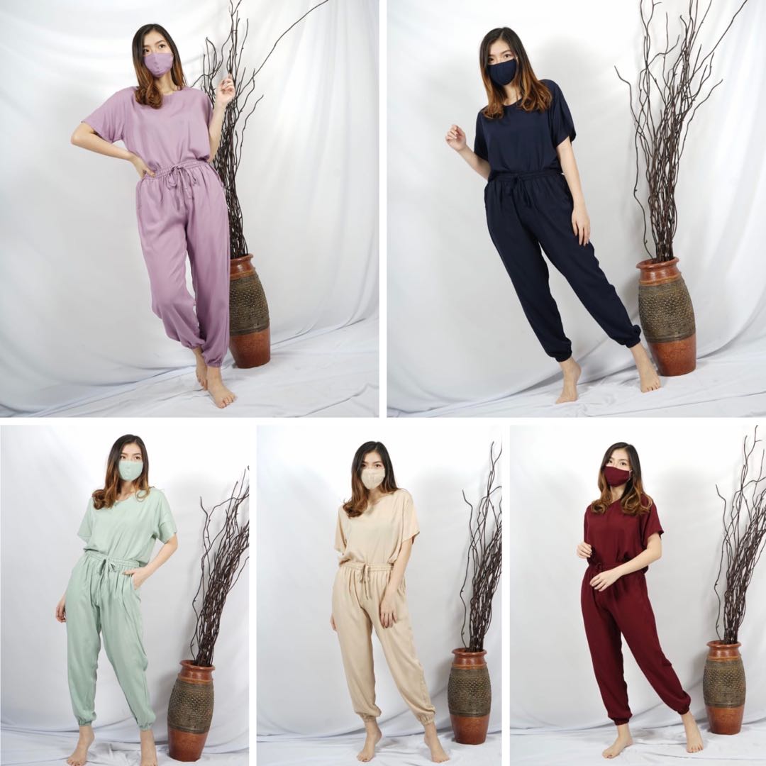Series Basic Jogger Set + Free Mask, Fesyen Wanita, Pakaian Wanita ...