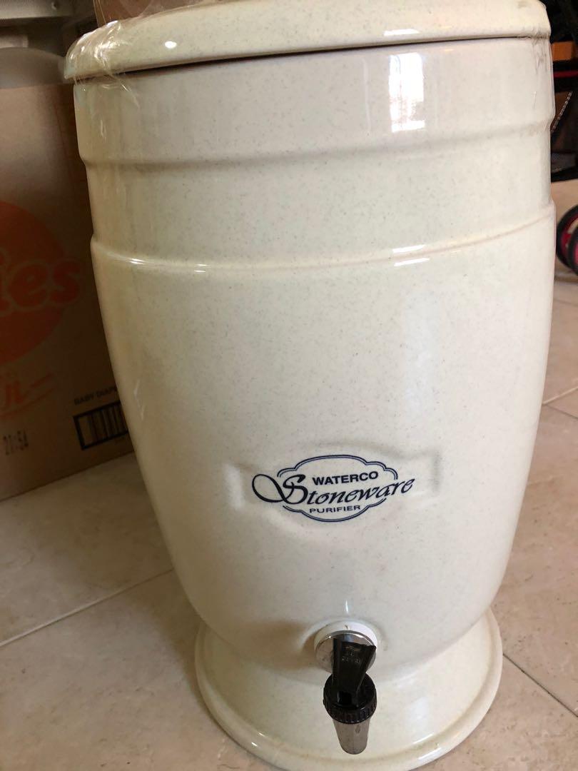 Used ceramic water tank, TV & Home Appliances, Kitchen Appliances ...