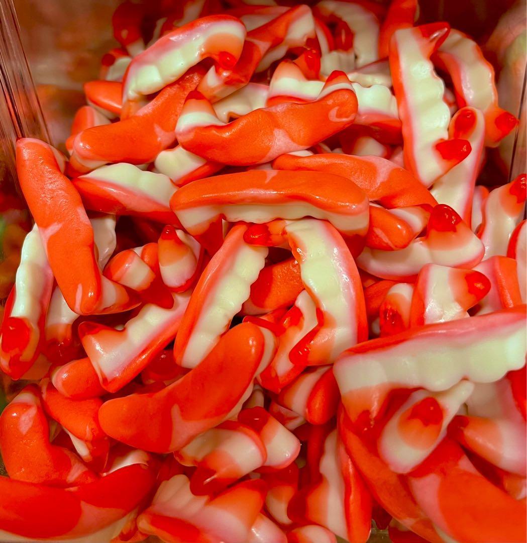 Vampire Teeth Gummy Candy- halal certified, Food & Drinks, Packaged ...