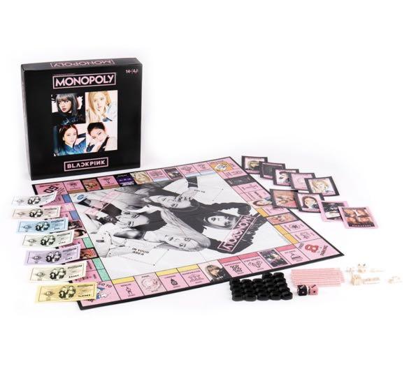 Blackpink official monopoly set, Hobbies & Toys, Memorabilia ...