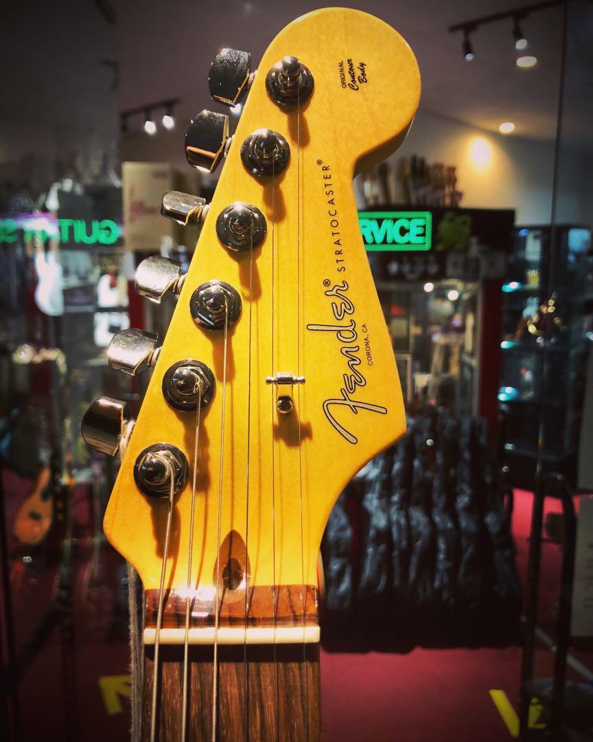 Fender USA guitar, Hobbies & Toys, Music & Media, Musical Instruments on Carousell