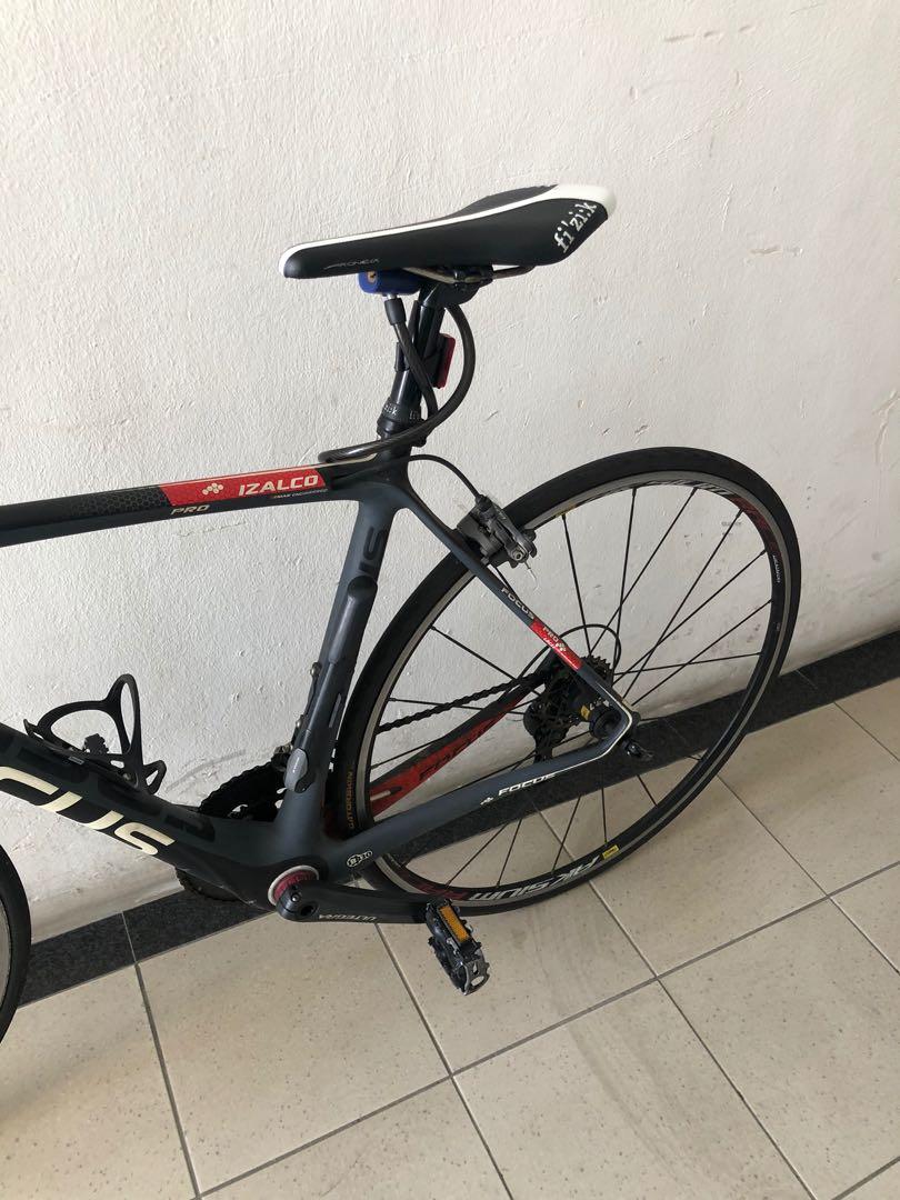 FOCUS Carbon Frame Complete Road Bike Size 52, Sports Equipment ...