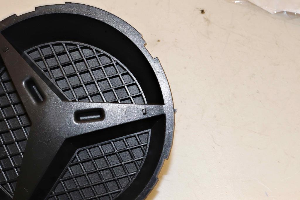 Genuine Mercedes-Benz Radiator Grille Star Badge Base Plate A0008880060 ...