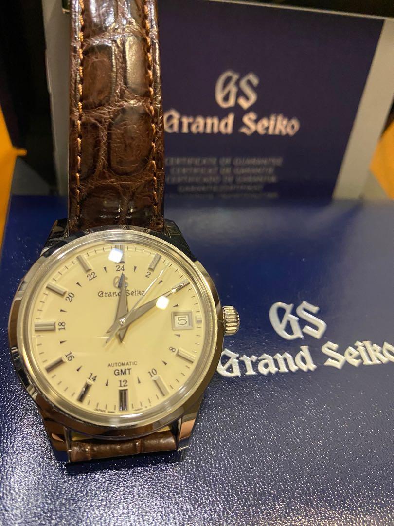 Grand Seiko SBGM 221, Men's Fashion, Watches & Accessories, Watches on ...