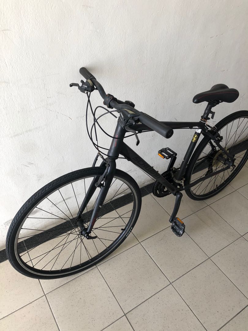 Schwinn Hybrid Road Bike Vantage F3, Sports Equipment, Bicycles & Parts ...