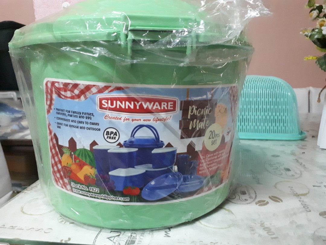 Sunnyware Picnic Mate, Looking For on Carousell