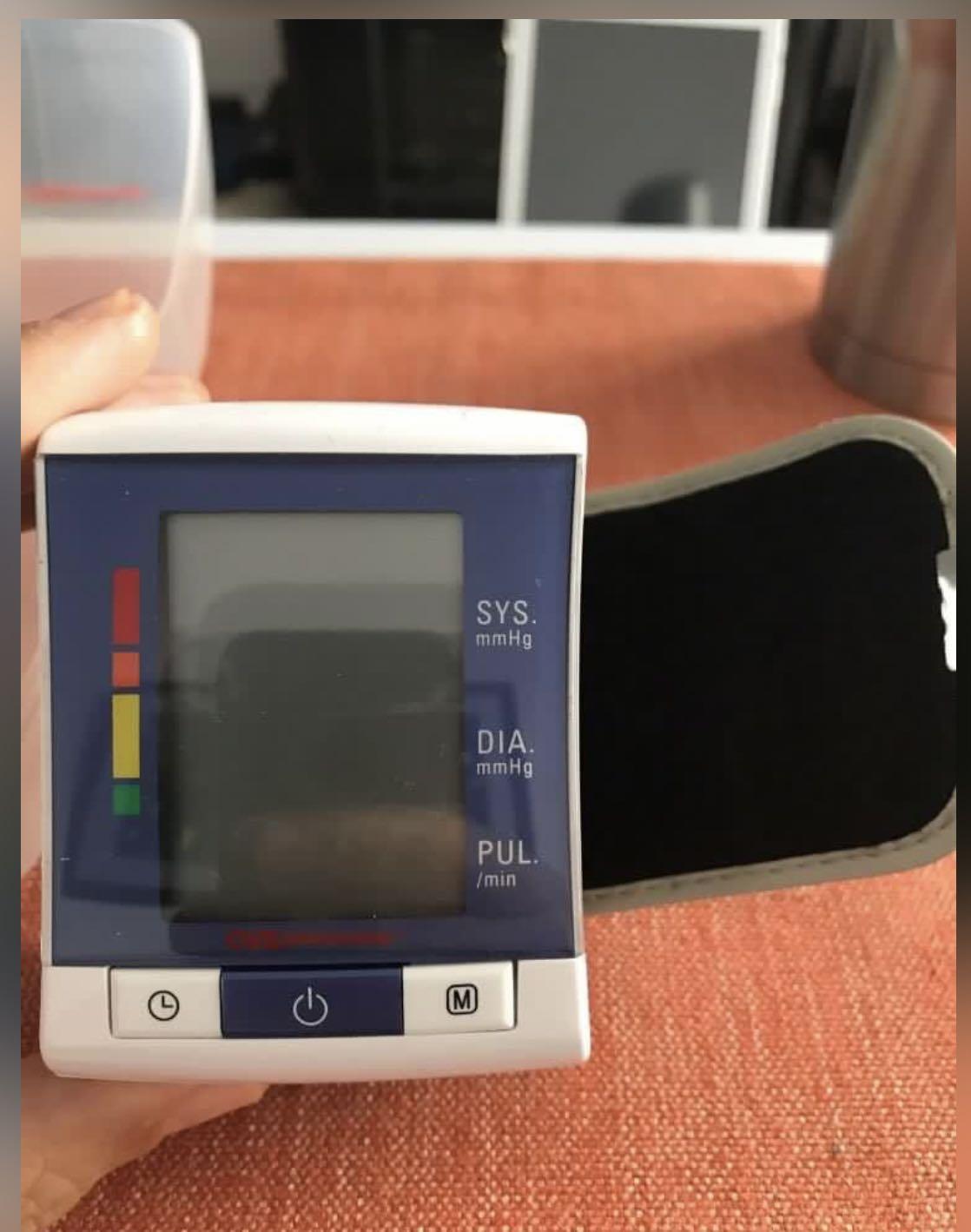 CVS Health Advanced Wrist Blood Pressure Monitor, Health & Nutrition ...