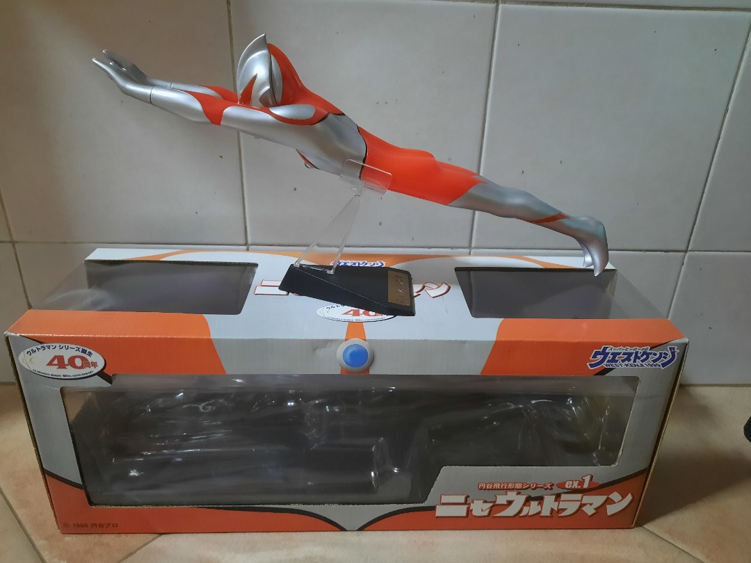 RARE IMIT ULTRAMAN FLYING POSE, Hobbies & Toys, Toys & Games on Carousell