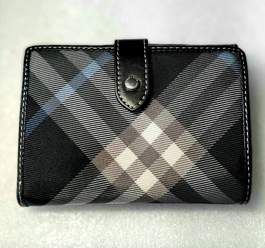 Genuine Burberry Blue Label short wallet, Women's Fashion, Bags ...