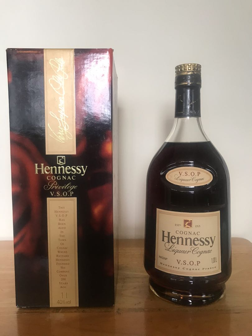 Hennessy Cognac VSOP 1 litre, Food & Drinks, Beverages on Carousell